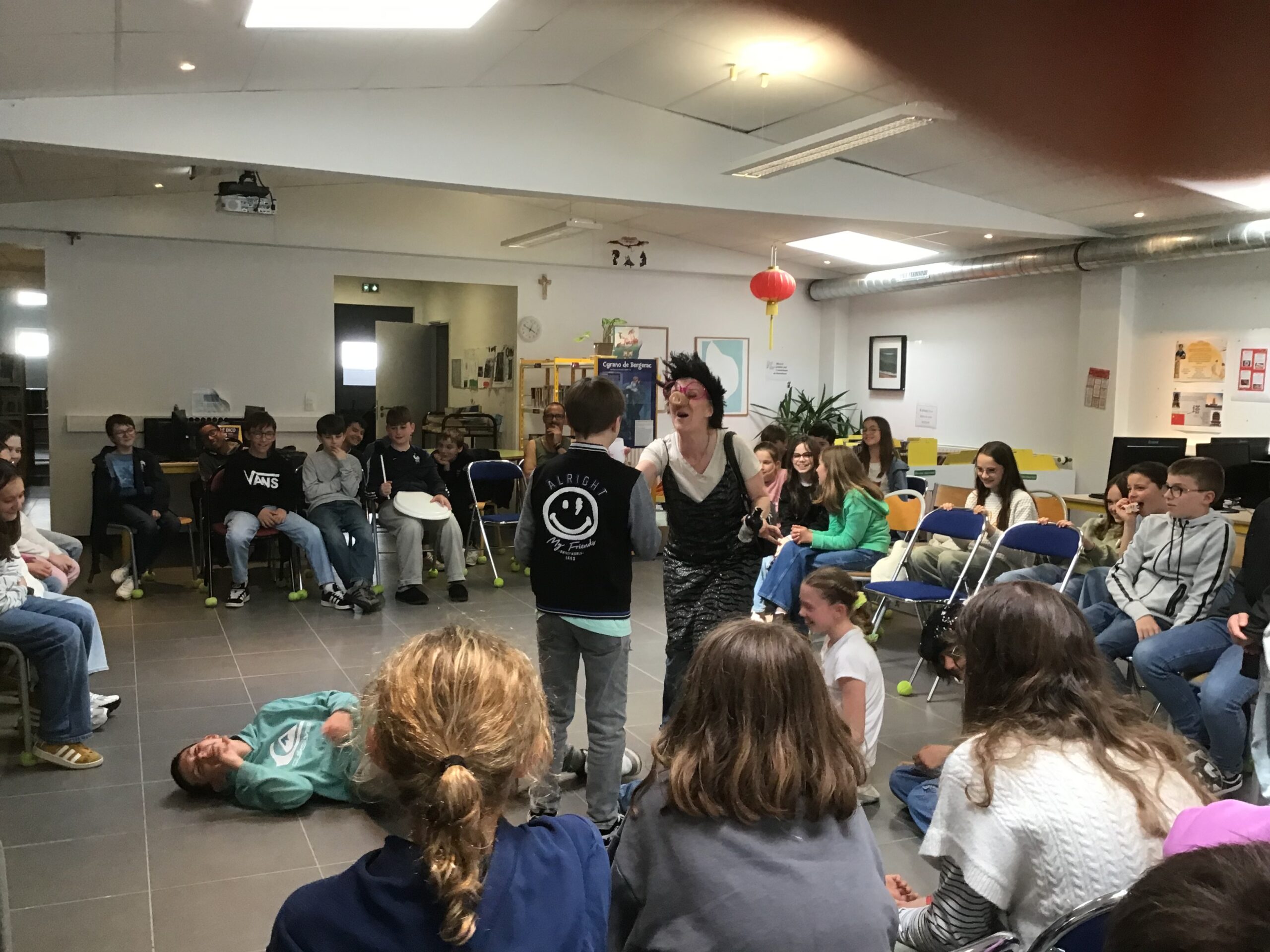 English in action au collège Saint-Louis avec la compagnie V.O ...