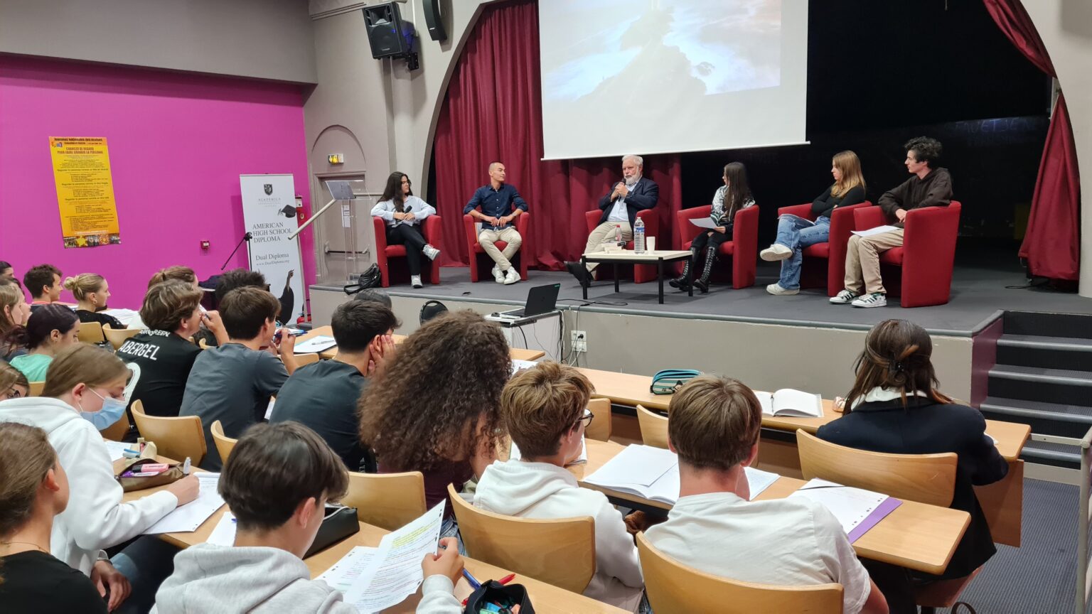 Accueil - Lycée Saint-Louis